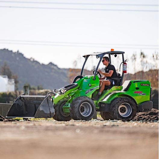 Hire & Rent 2t Mini Loader | Wellington, Palmerston North, NZ